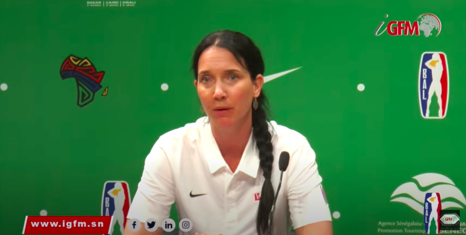 BAL 2022 : l'œil de Liz Mills, première femme coach d'une équipe...